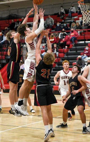 HAWKS GO BIG, COME UP BIG | News, Sports, Jobs - The Freeman Journal